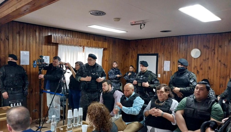 Piden la absolución de Gastón Badilla y Manuel Guerrero y en el caso de ...